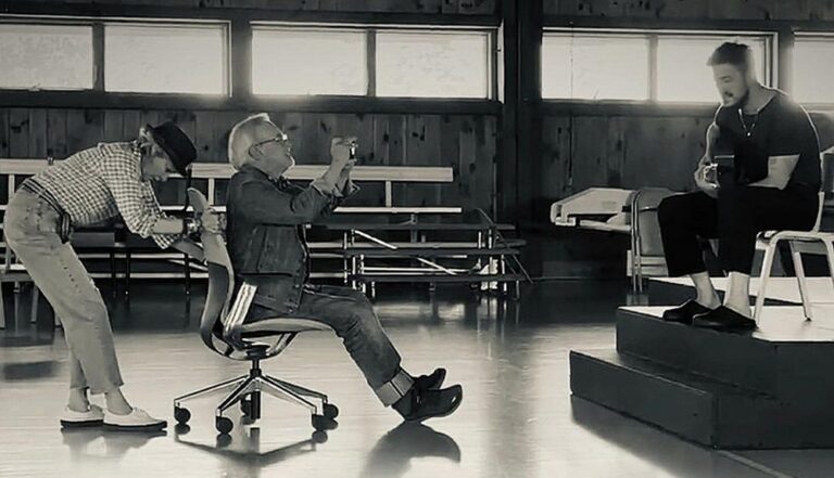 En 2022, on a pu voir des clips signés Steven Spielberg, Paul Thomas ...